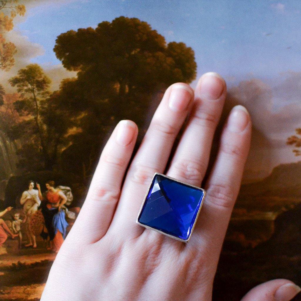 1970's Square Faceted Blue Crystal Ring | Vintage Meet Modern Jewelry