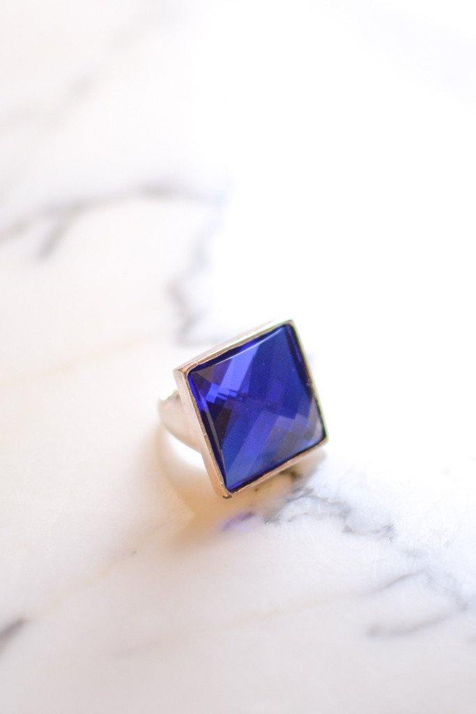 1970's Square Faceted Blue Crystal Ring | Vintage Meet Modern Jewelry
